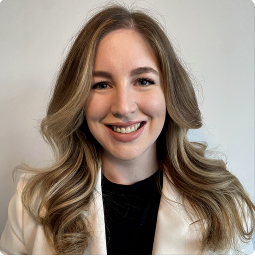 Carly Foy, Director of Sales, Northwest | StackAdapt